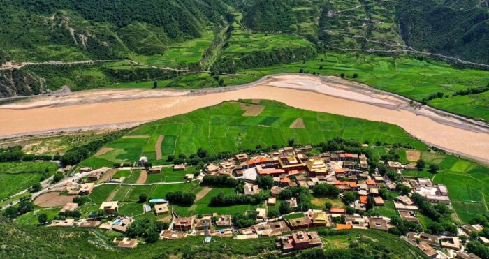 Chinese Hydropower: Damning Tibet’s Culture, Community, and Environment ...